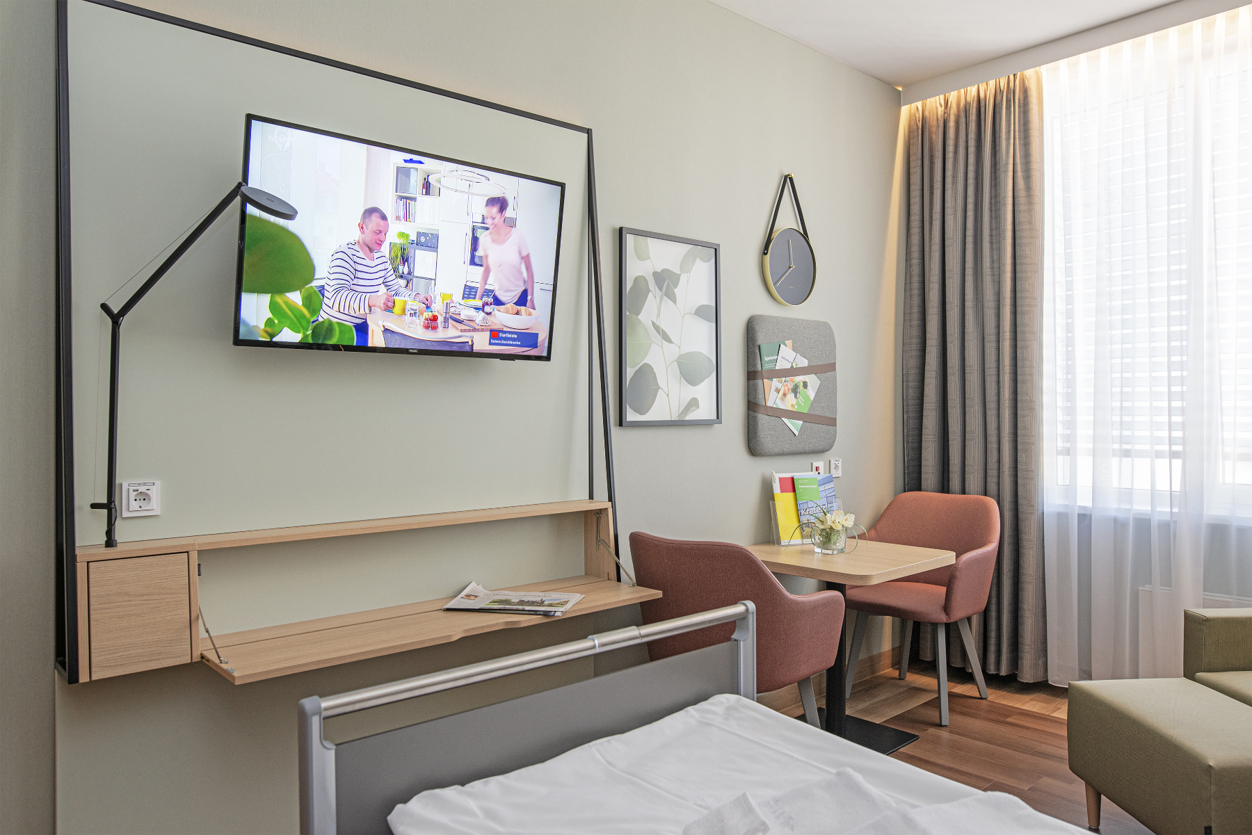 Helios relies on colors for healing – Farbpsychologie